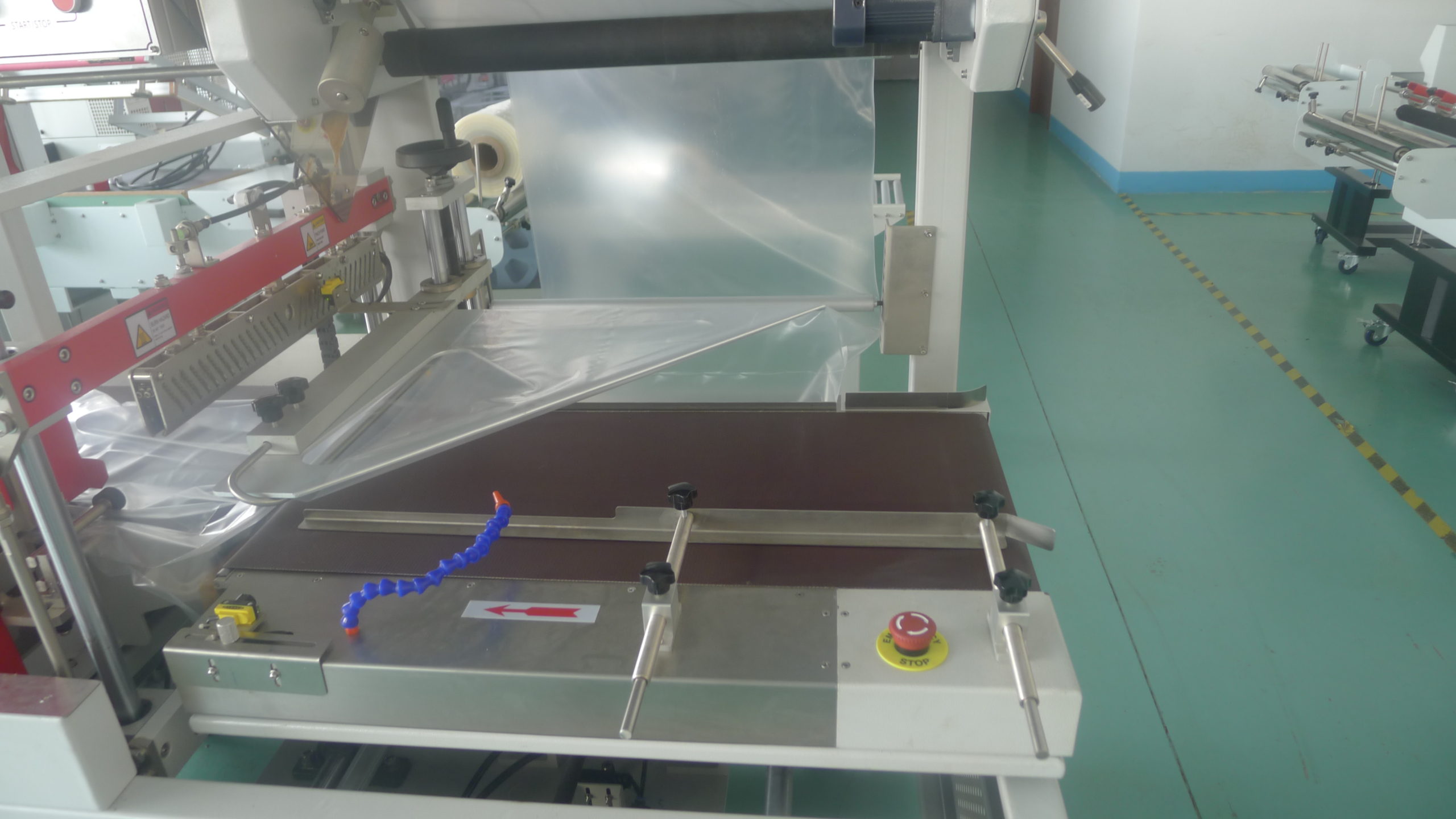 ECONOMICAL SIDE SEALER – shrink packer